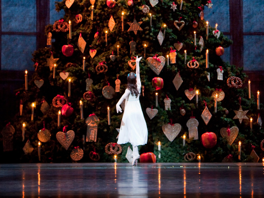 UNMISSABLE CHRISTMAS THEATRE, BALLET AND CONCERTS - KNIGHTSBRIDGE